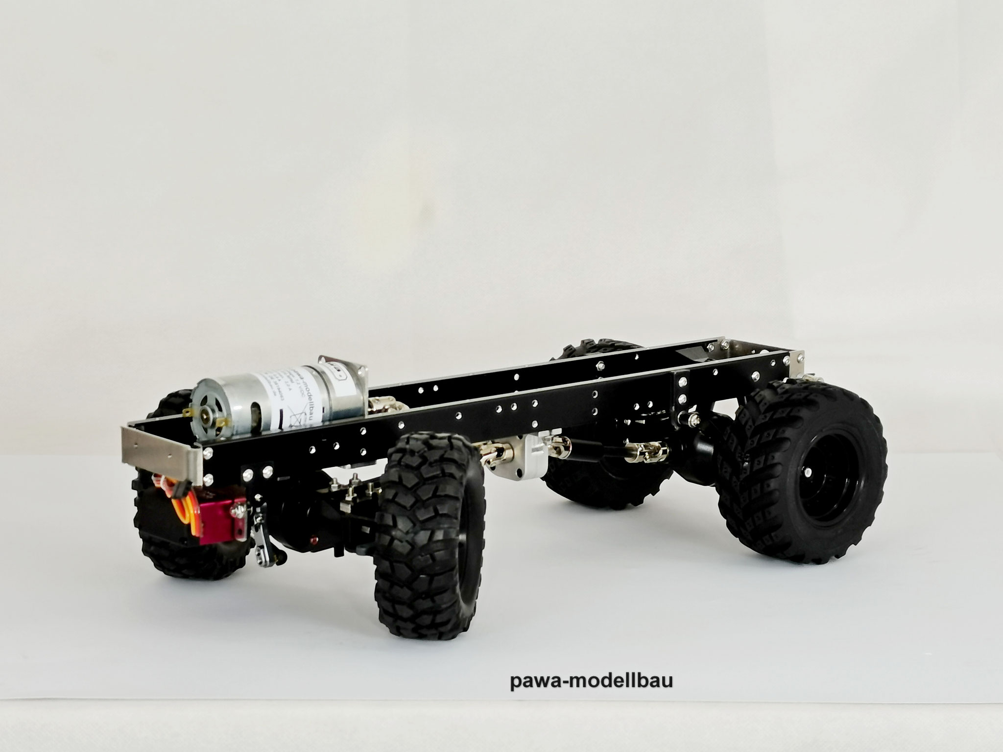 AGROTRUCK 2-Achsen Fahrgestell 4x4 - pawa-modellbau Bremerhaven