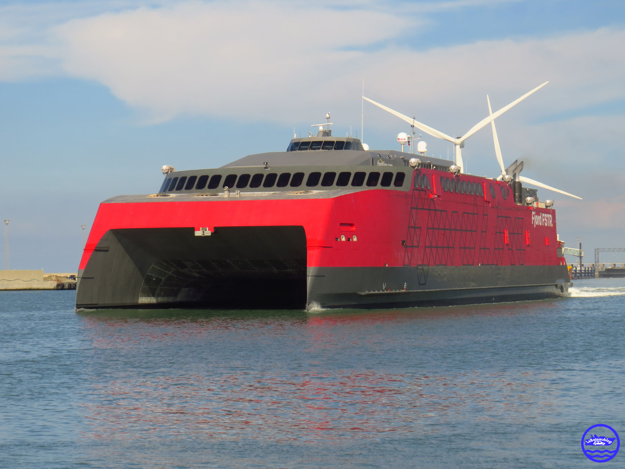 Fjord FSTR - LeBateaublog.fr