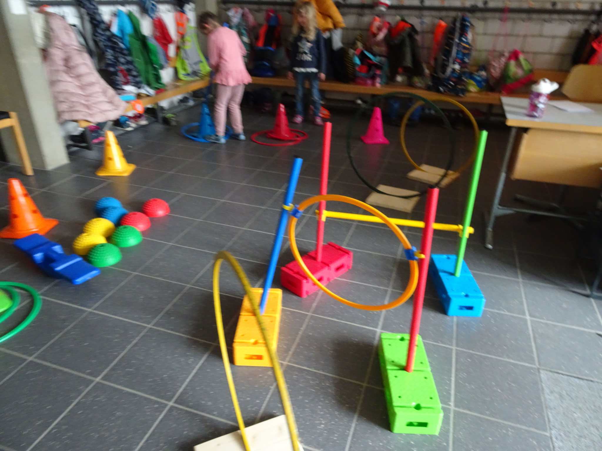 Bewegung im Freispiel KG - schule-steinerberg