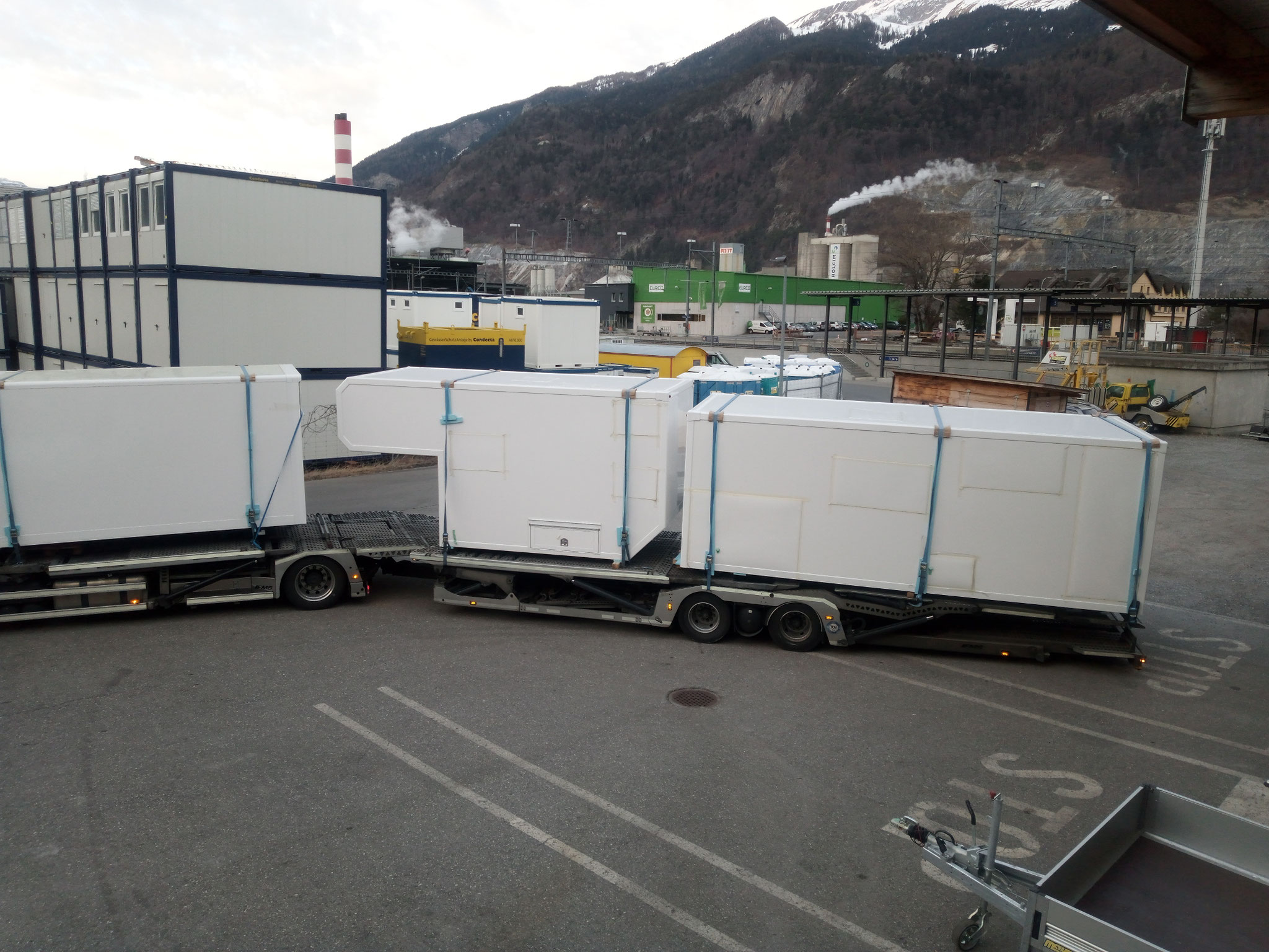 WOHN+EXPEDITION - Mayer AG 7203 Trimmis