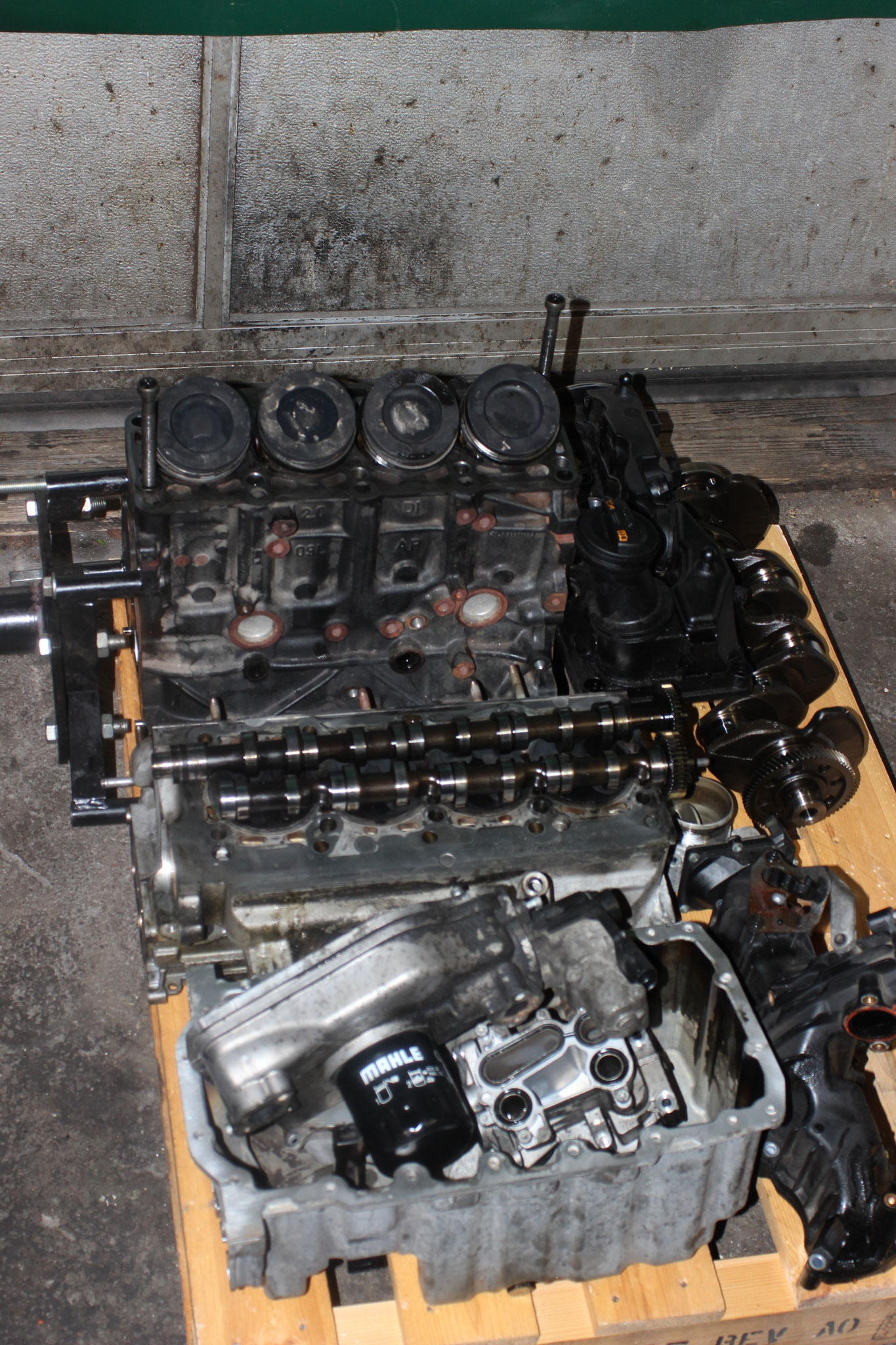 VW T5.2 mit 2.0 TDI CFCA Motor - Hubraumschmiede, Ihr Fachmann für Audi