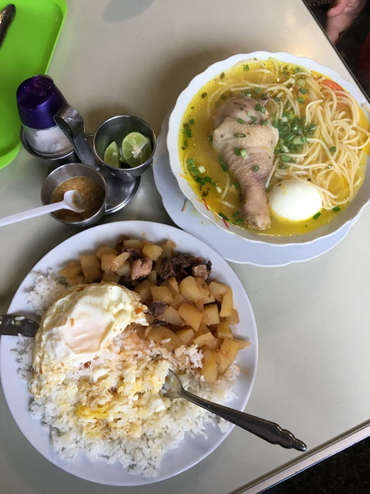 The two Perús - brockfolk