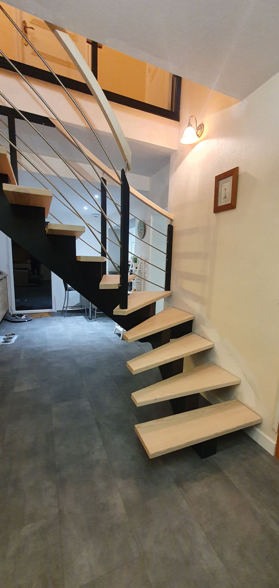 Réalisation Escalier Limon Central Cremaillère En L Escaliers Prosper