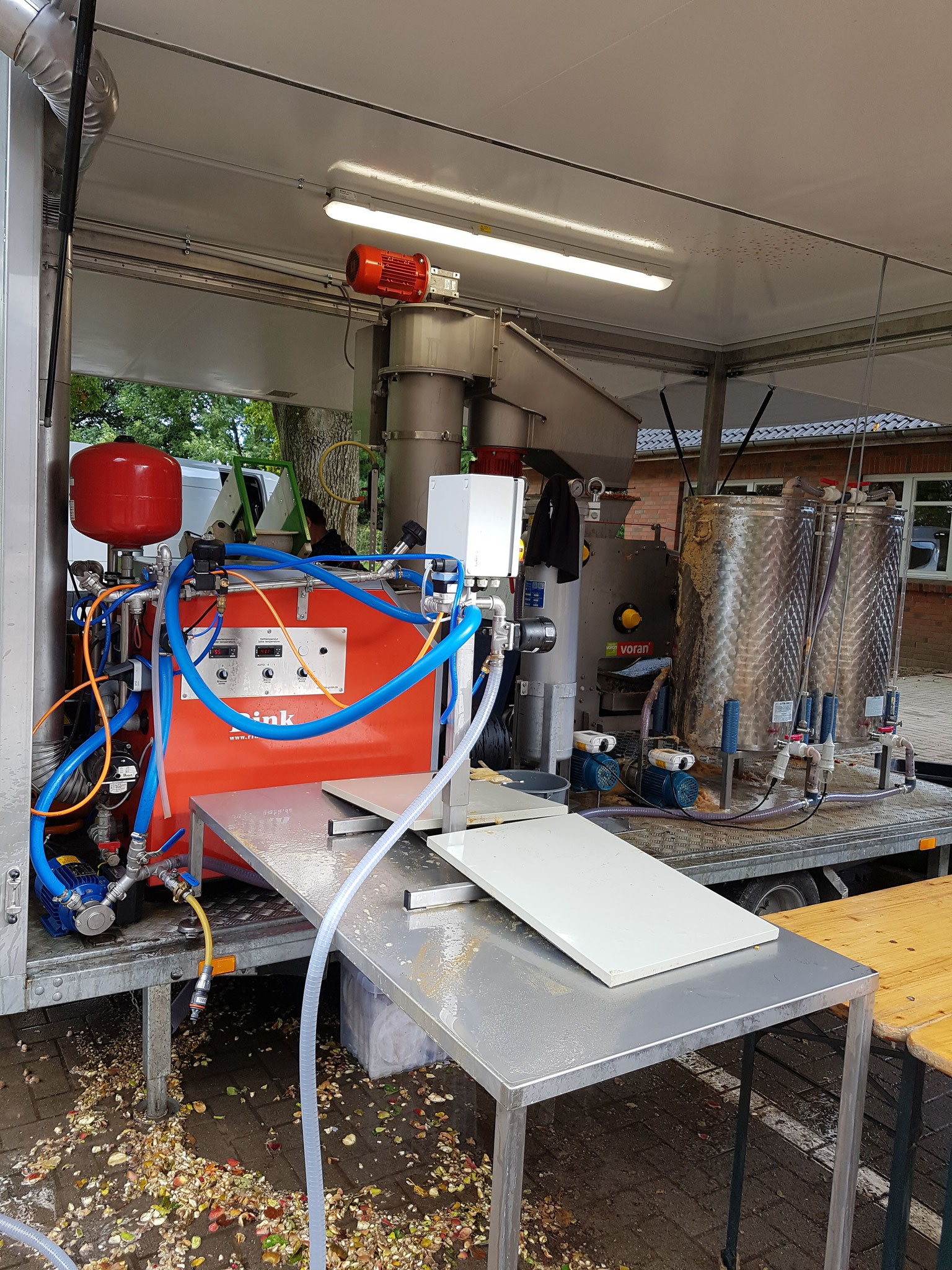 Obst pressen in Dannau - nwedemeyers Webseite!