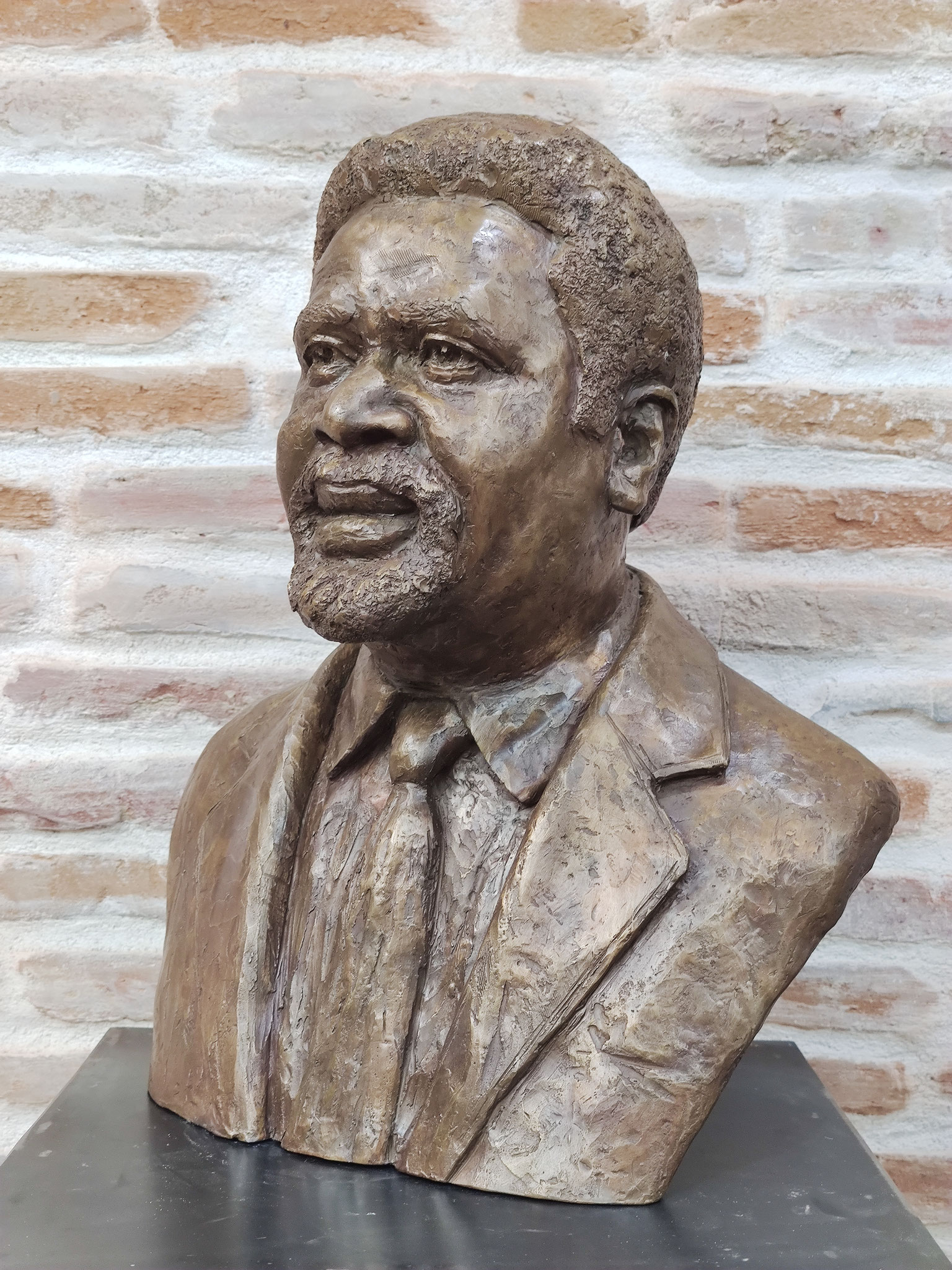 Walter Lini - Site de langloys-sculpteur