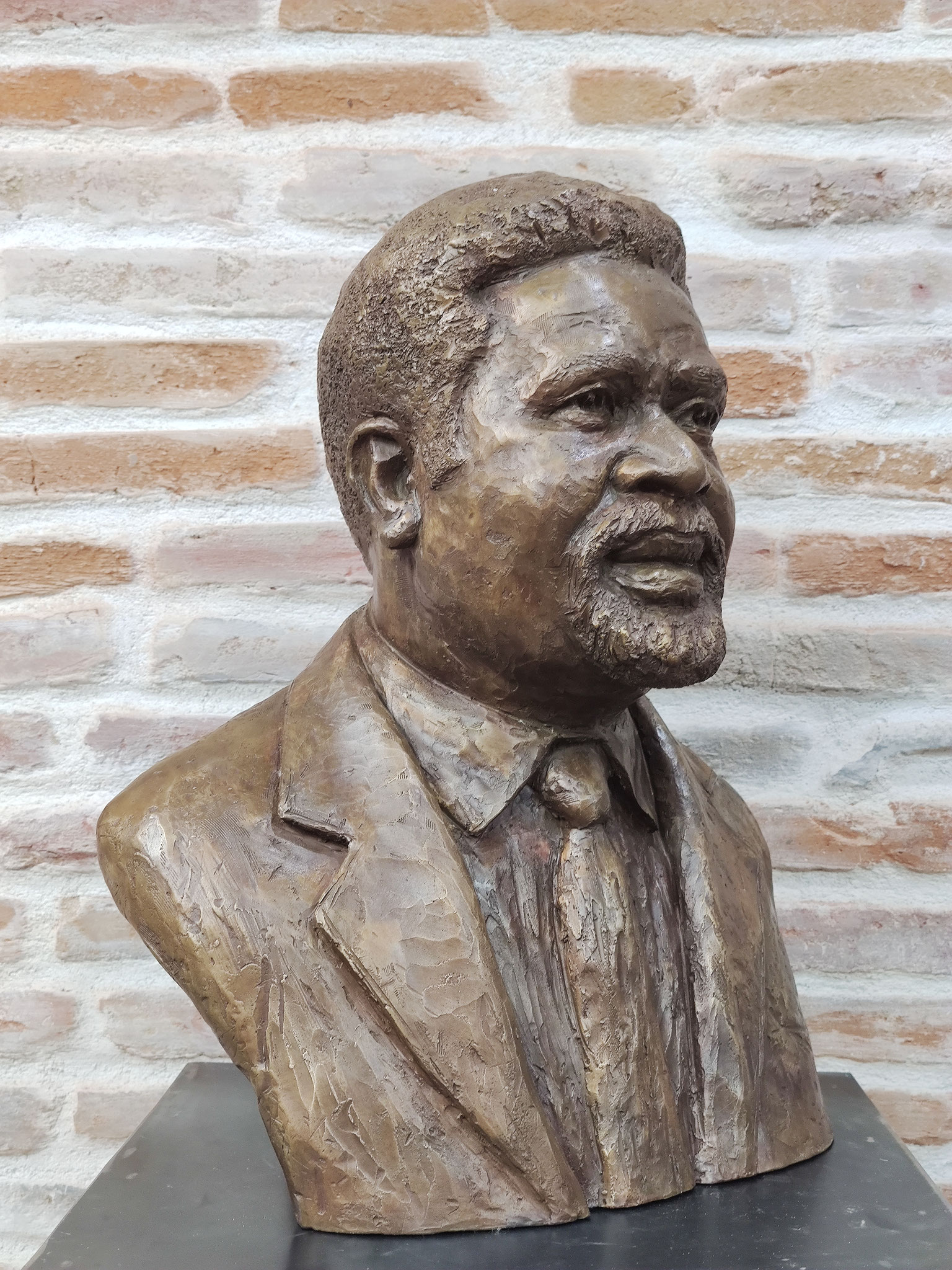 Walter Lini - Site de langloys-sculpteur