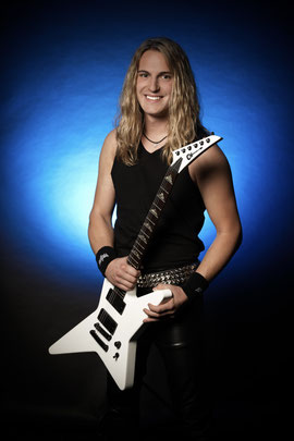 BAND - FIREBORN OFFICIAL