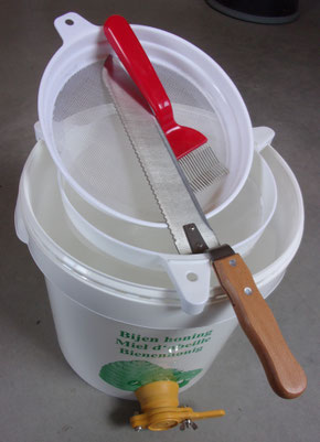 Kits complets d'apiculture pour apiculteur débutant - Atlantique Apiculture