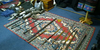 Armed to the Teeth: A guide to the weapons and armour of a medieval ...