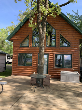 Cabin 9 (4 Bedroom - w/ Loft) - Whispering Pines Resort on Big Pine ...