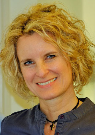 DR. MED. CHRISTIANE GERSTNER - hausaerzte-friedenspromenades Webseite!