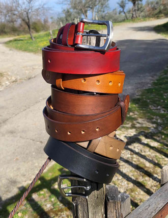 Cintura in cuoio classico - Cinture e borse in cuoio e pelle ...