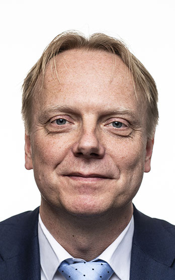 Meet the Editors - CVIR - Official journal of CIRSE on interventional ...