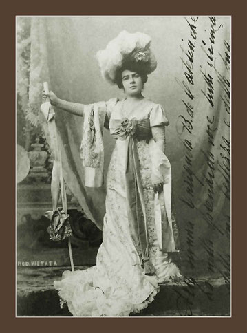 Emma Carelli - Immagini - Grandi Voci JimdoPage!