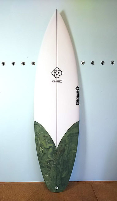 BLACK KNIGHT - KAMUY SURFBOARDS KAMUYNALU JAPAN 内妻海岸 BLACK KNIGHT - KAMUY SURFBOARDS KAMUYNALU JAPAN 内妻海岸