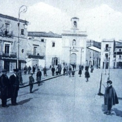 LA STORIA - VIVERE ADRANO