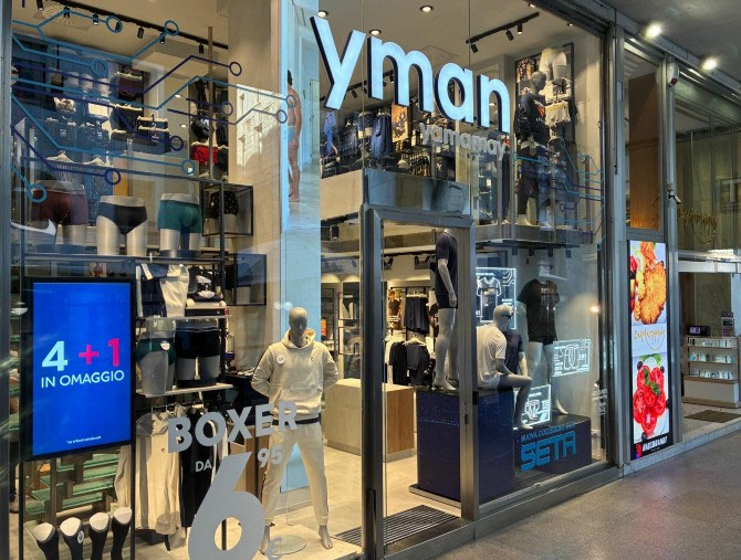 A Milano inaugurato il nuovo store yman - Benvenuti su pinkandchic!