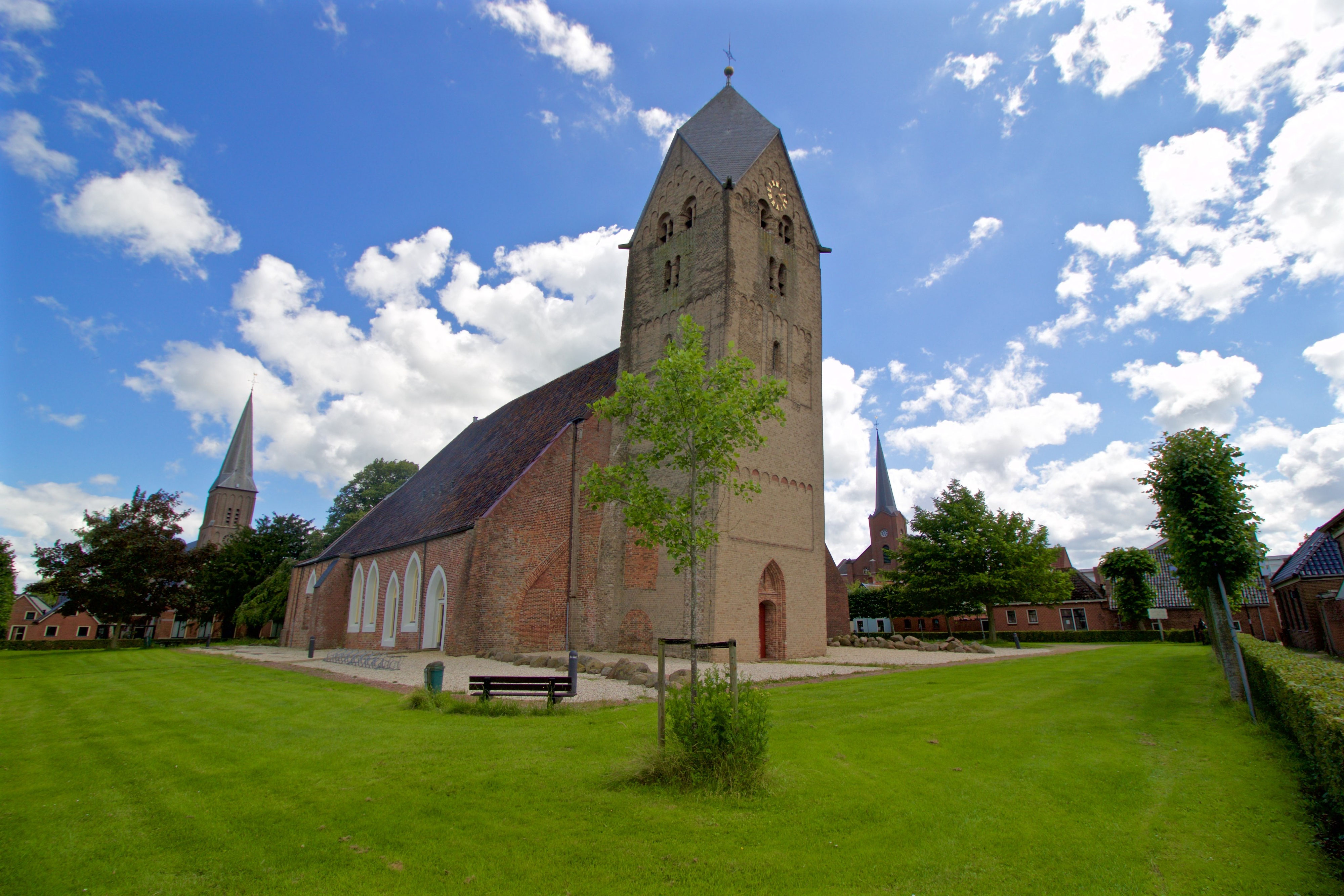 Walfriduskerk in Bedum - Mooigrunnen.nl