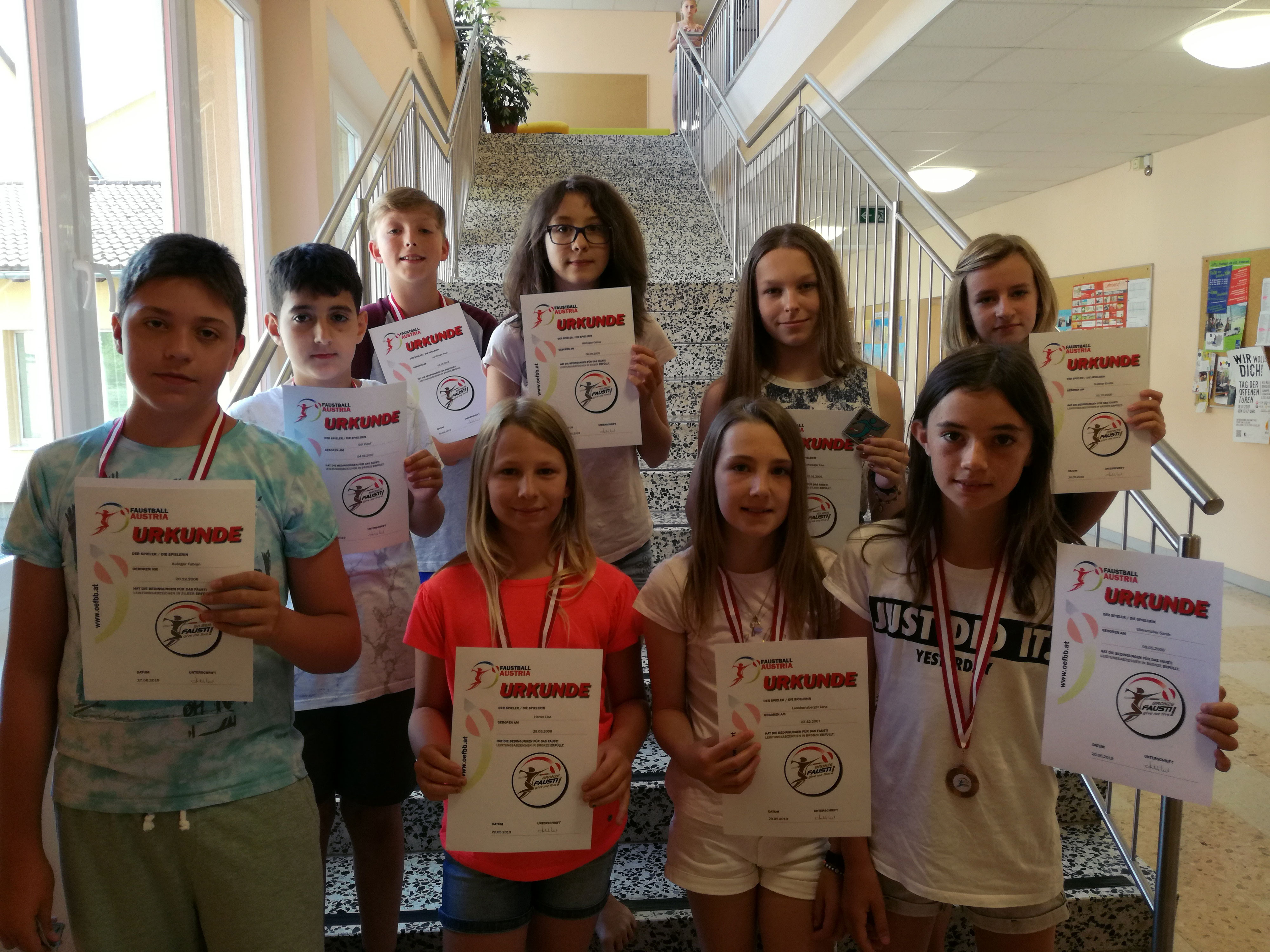 Faustball-Leistungsabzeichen - NMS Naarn