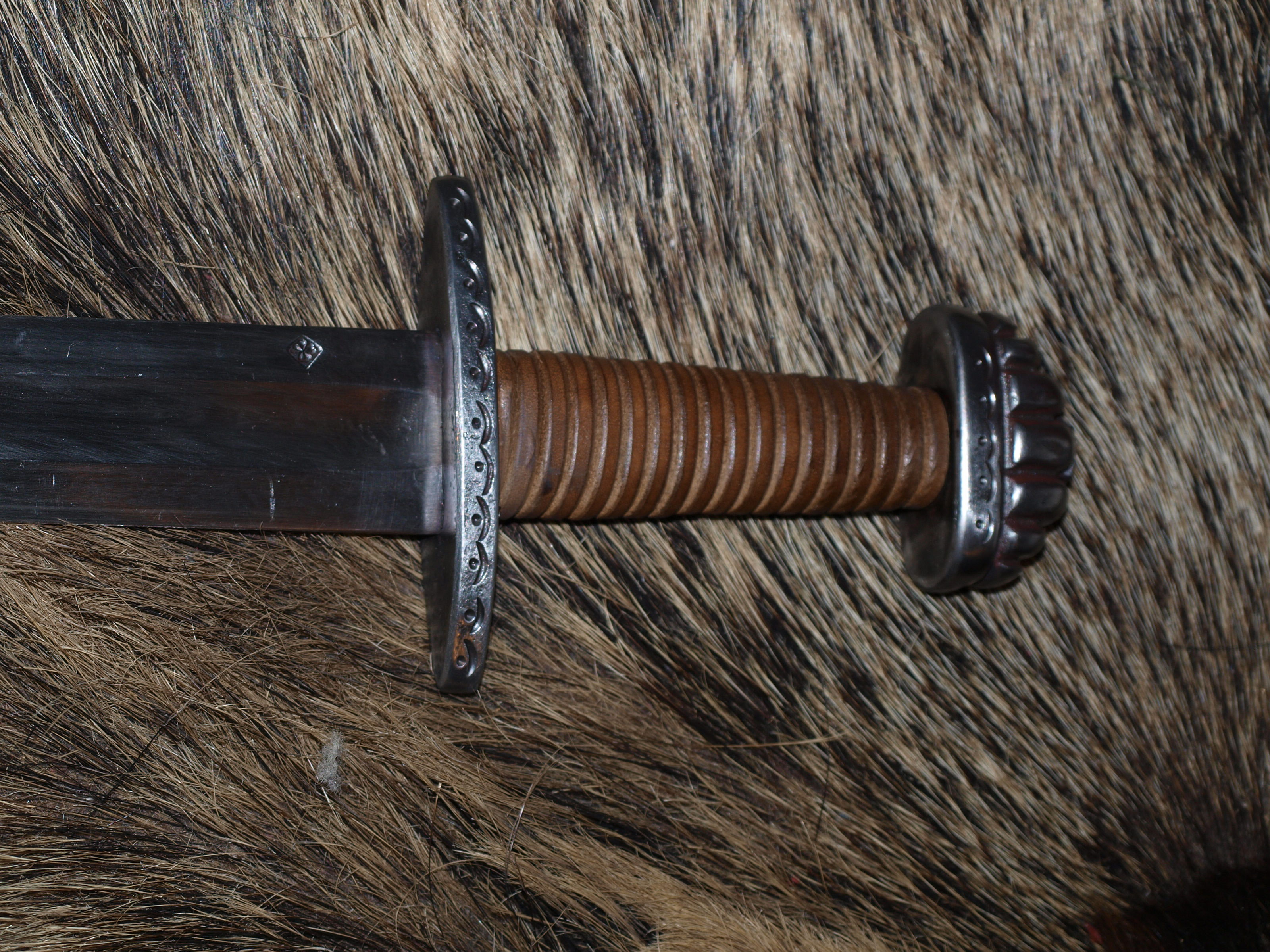 Wikinger Schaukampf-Schwert - Tempora Historica Mittelalter und Gothic ...