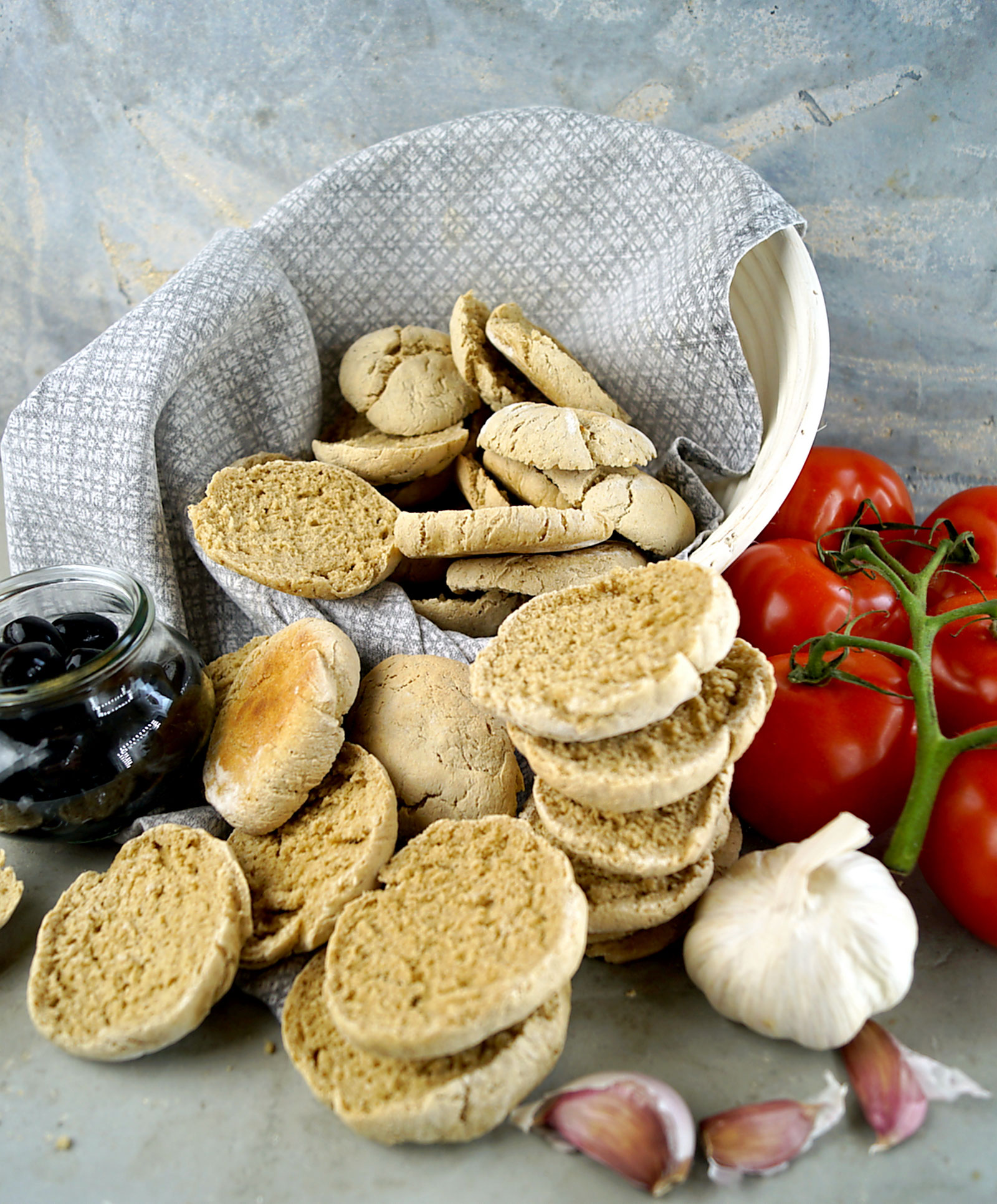 Paximadi- kretischer Zwieback mit Gerstenmehl - zimtkringel - about food