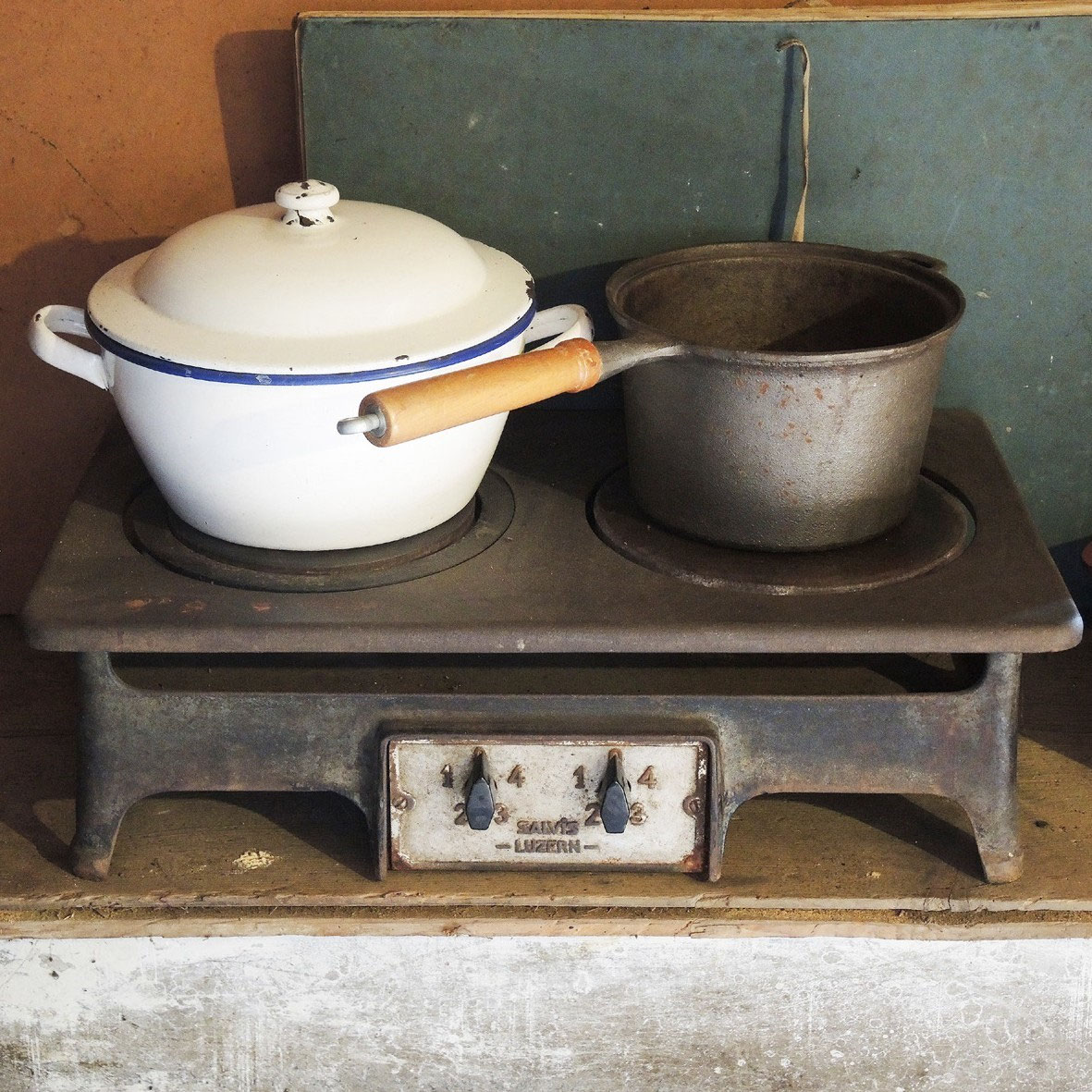 141 Elektrischer Kochherd - Museum Ronmühle in Schötz