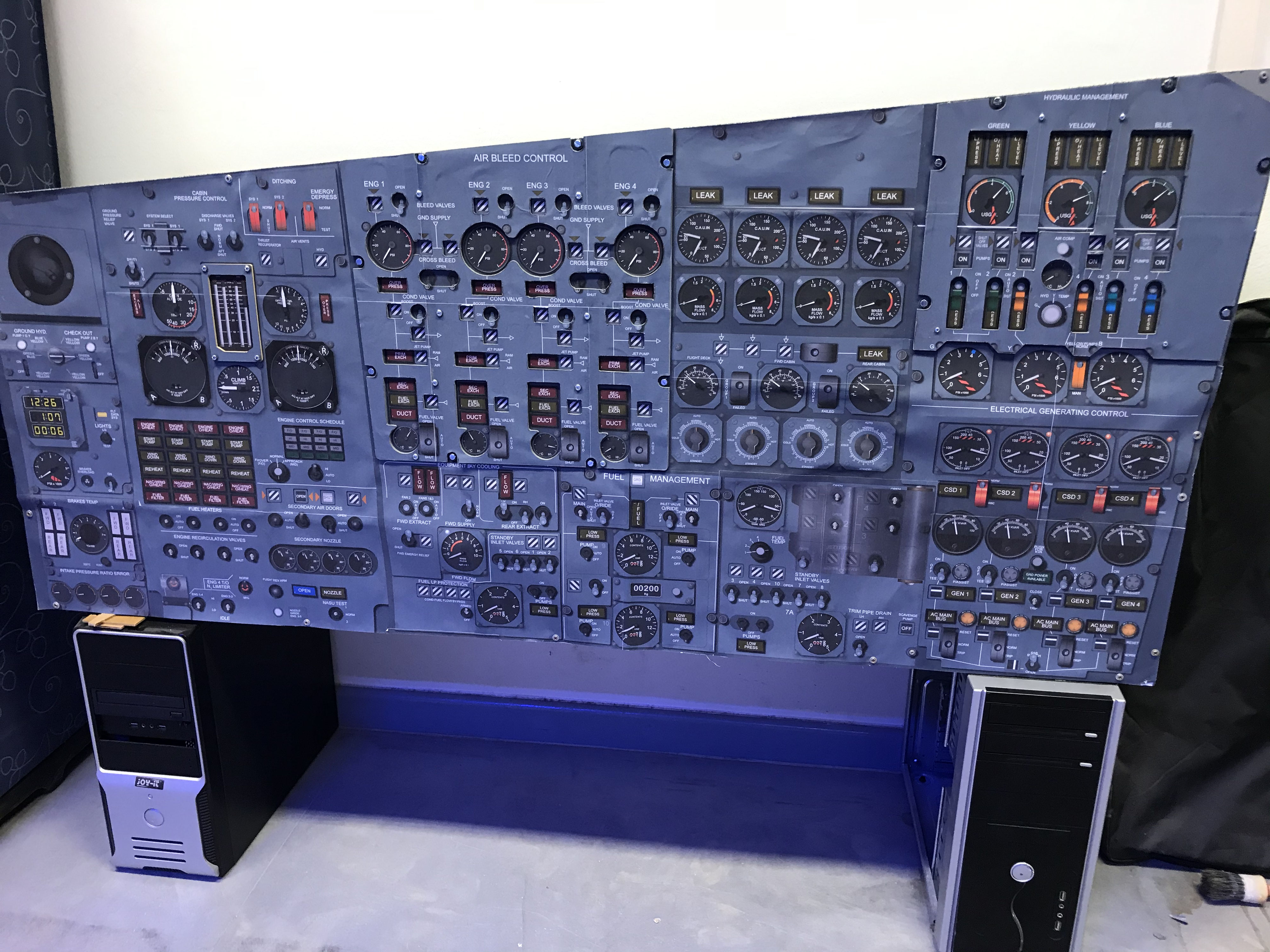 Concorde Panel Flugingenieur - concorde-simulators Webseite!