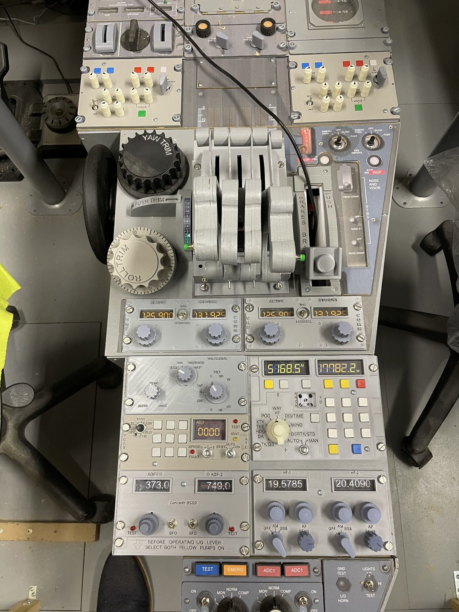 Concorde Center Console (AFT) - concorde-simulators Webseite!