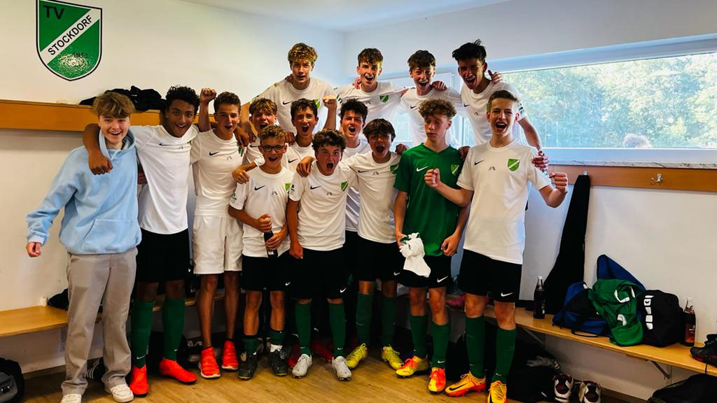 C1 gewinnt die Meisterschaft - TV 1911 Stockdorf Fussball