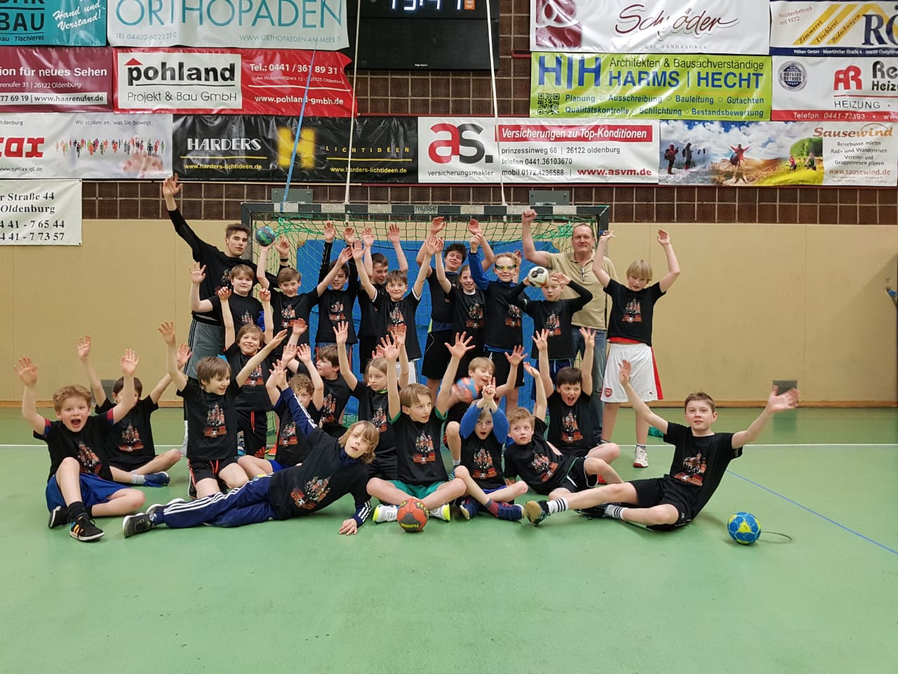 Handballferienschule - TvdH Oldenburg