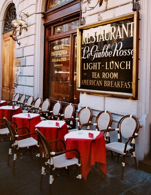 Fabulous historic Italian Cafes and Bars to visit - amalfistyle