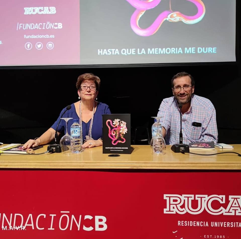 Presentación del poemario "Hasta que la memoria me dure", de Antonia ...