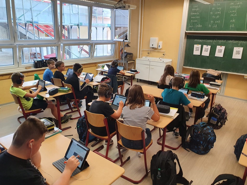 Digitalisierung 2.0 - der mobile Computerraum... - Eichelbergschule ...