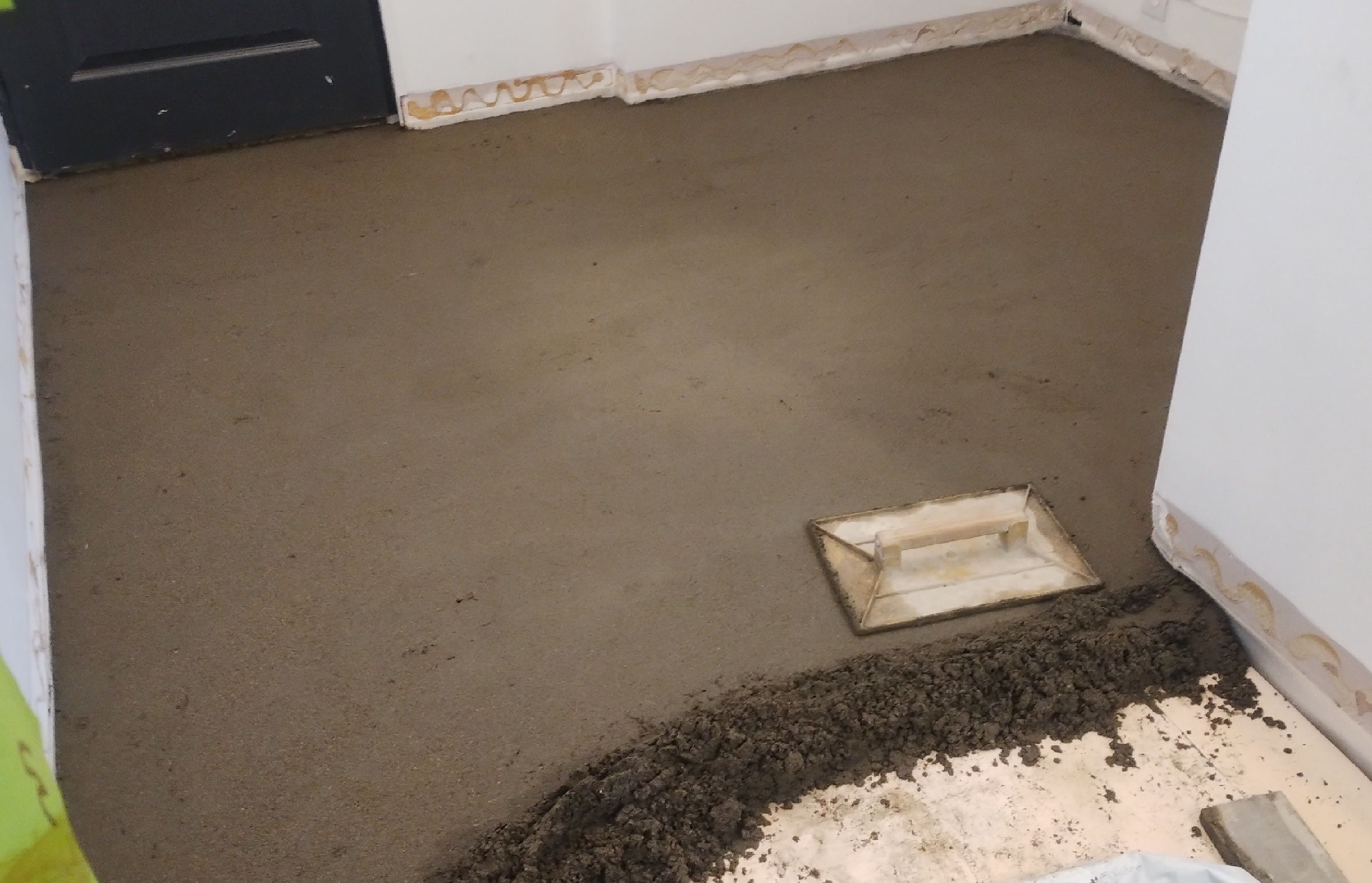 Dalle sèche - E.Tricaud maçon à Chevinay (69210)