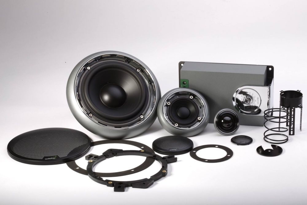 Audiofrog in Mercedes S-Klasse W220 - B&S Car Audio - Autohifi Bad ...