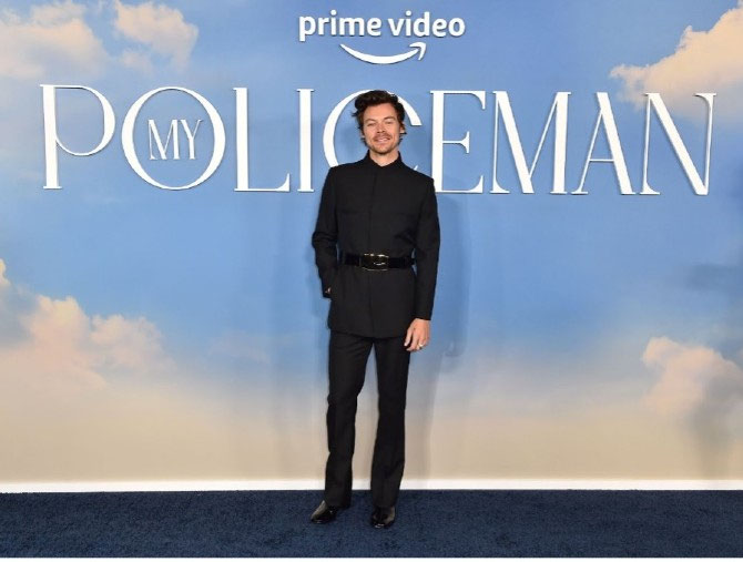 My Policeman (Prime Video): la première di Los Angeles con Harry Styles ...