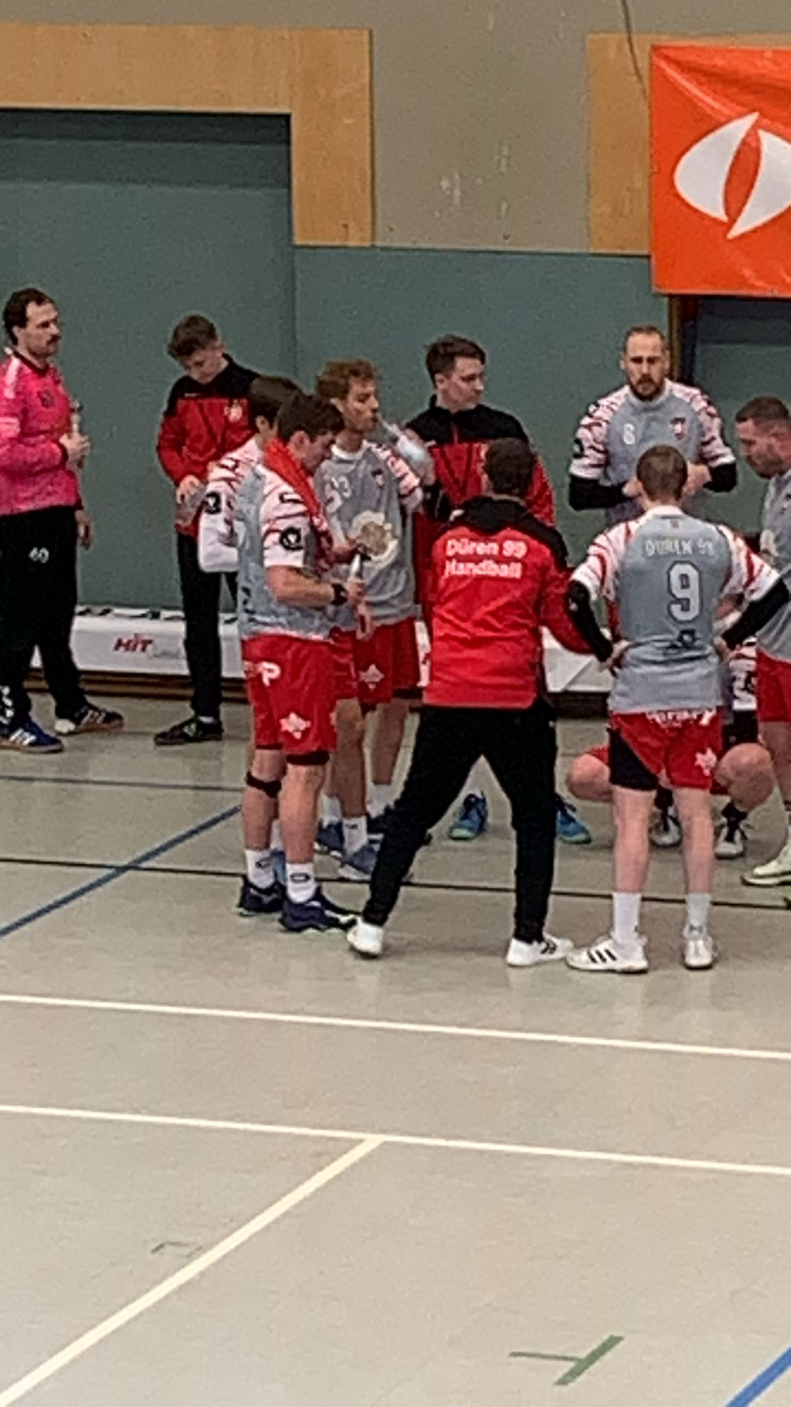 Remis mit einem lachenden und einem weinenden Auge - Die Handball ...
