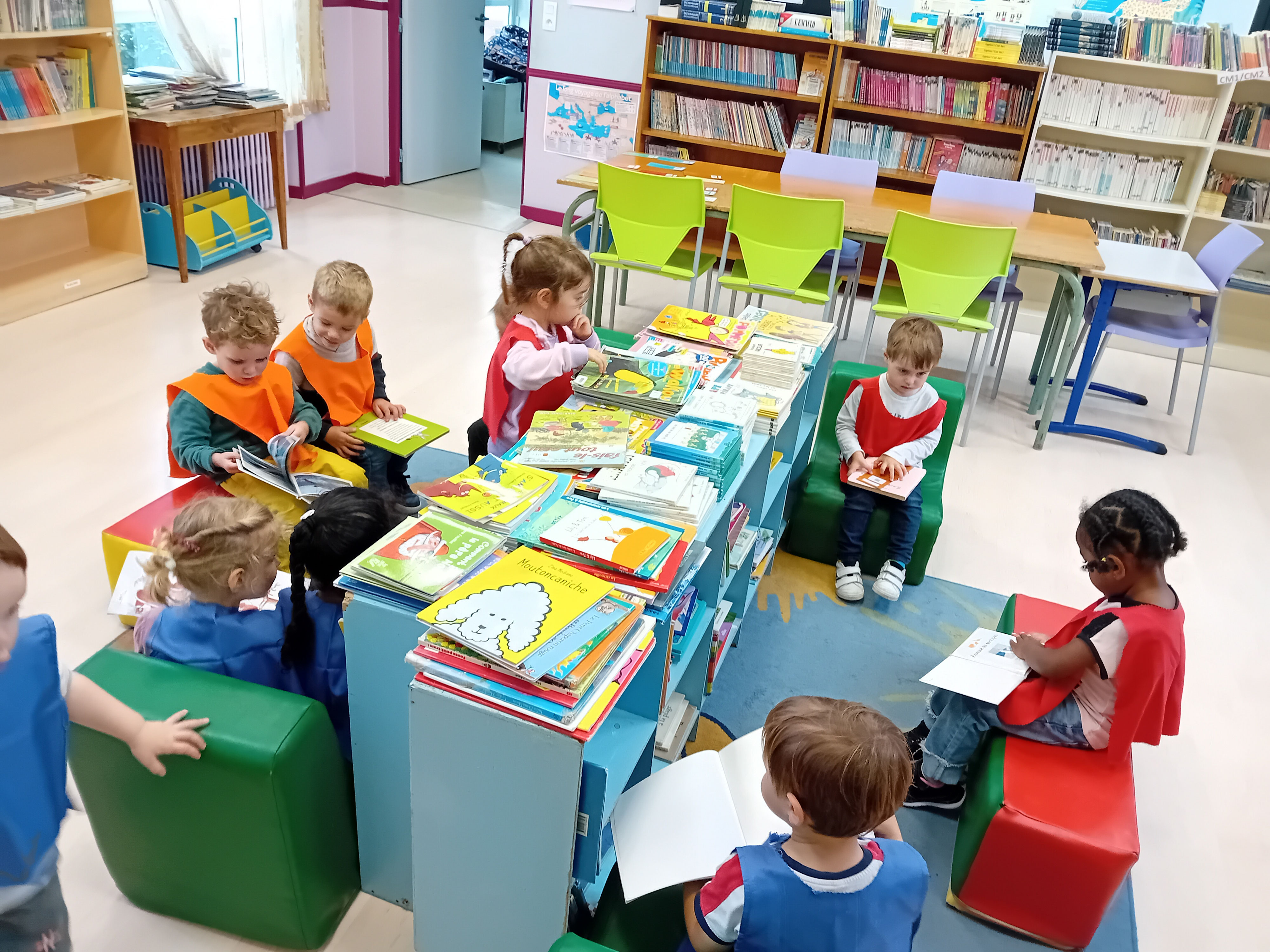 TPS/PS - Un petit tour dans la bibliothèque de l'école - Site de l'école Saint-Joseph Bonabry
