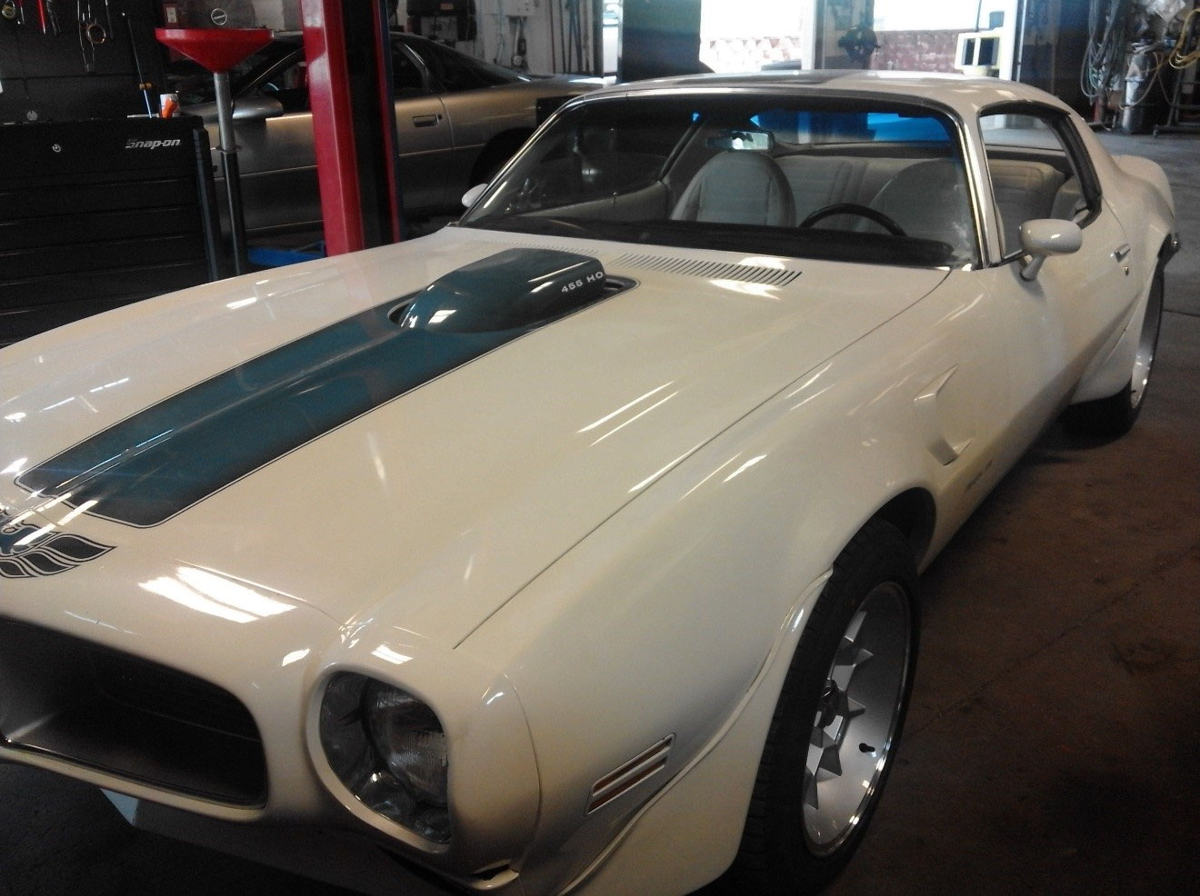 Rebuilding A Classic 1971 Pontiac 455 HO Trans Am Transmission ...