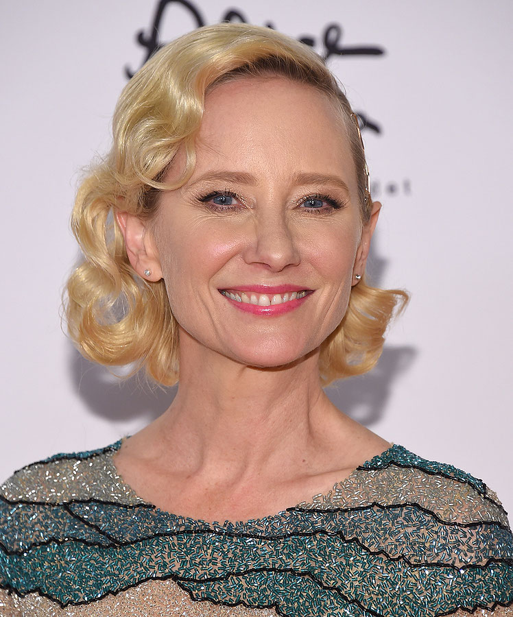 Anne Heche Dies With Conflict Around Her Will, Leaving Her Sons ...