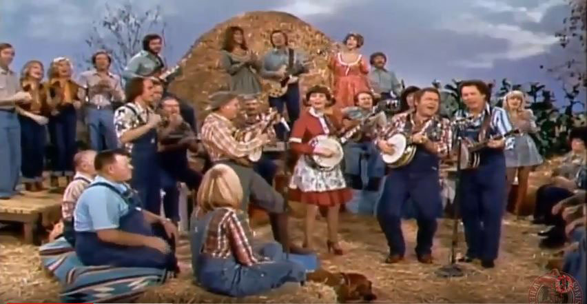 Grandpa Jones, Roy Clark,Roni Stoneman And Buck Trent live on Hee Haw ...