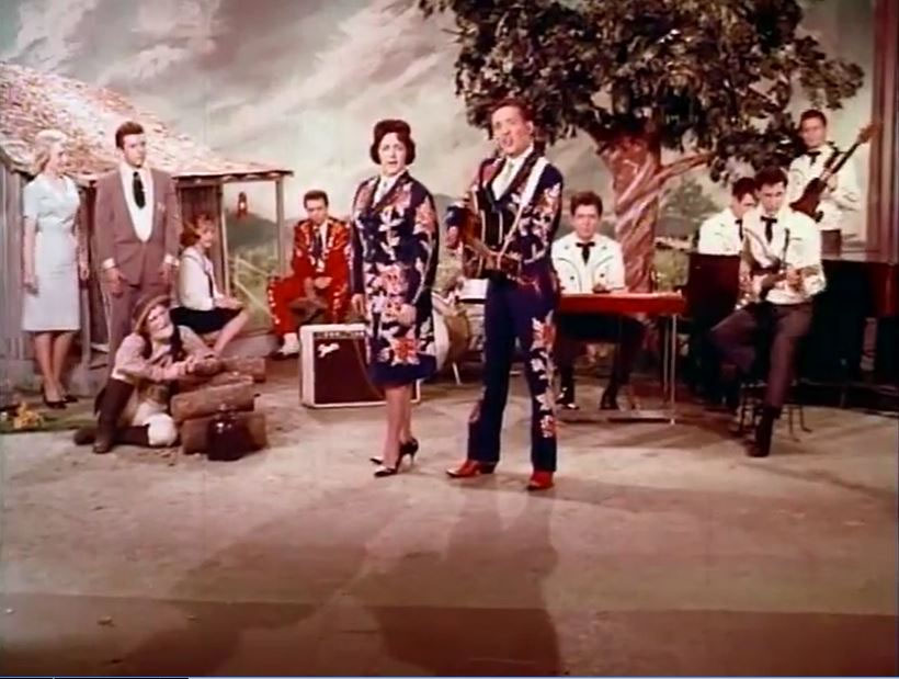 Carl and Pearl Butler performs "Don't Let Me Cross Over"live onSecond ...