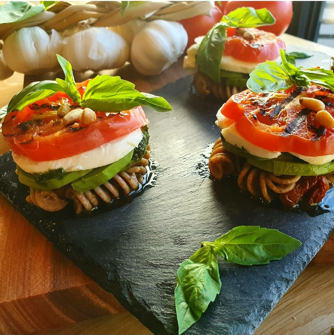 Caprese stacks - Website Hennies Kitchen!