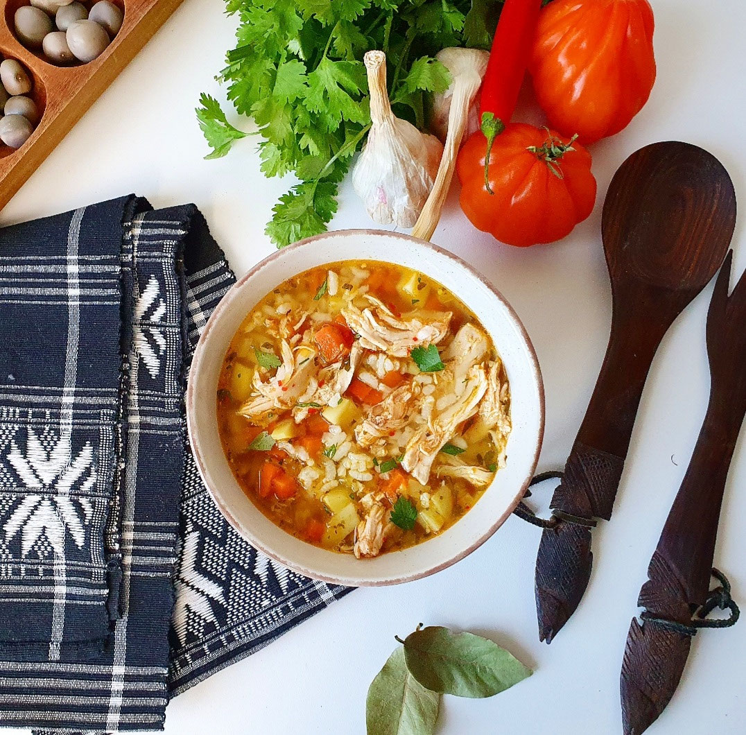 Canja – Cape Verdean Chicken Rice Soup - Website Hennies Kitchen!