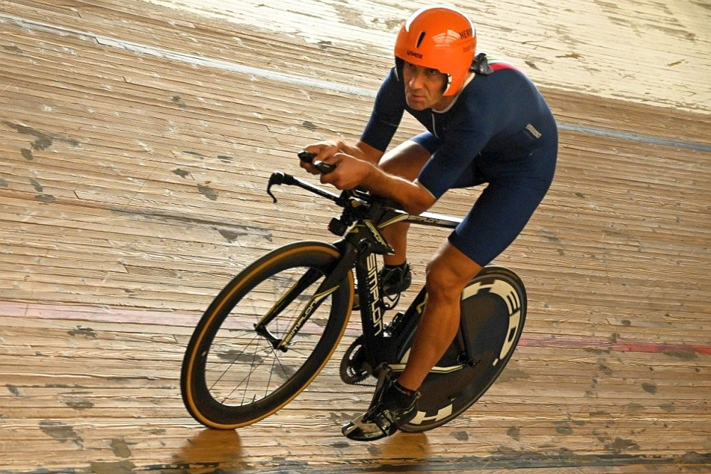 Triathlon-Training: Eine gute Aeroposition erfordert Beweglichkeit ...