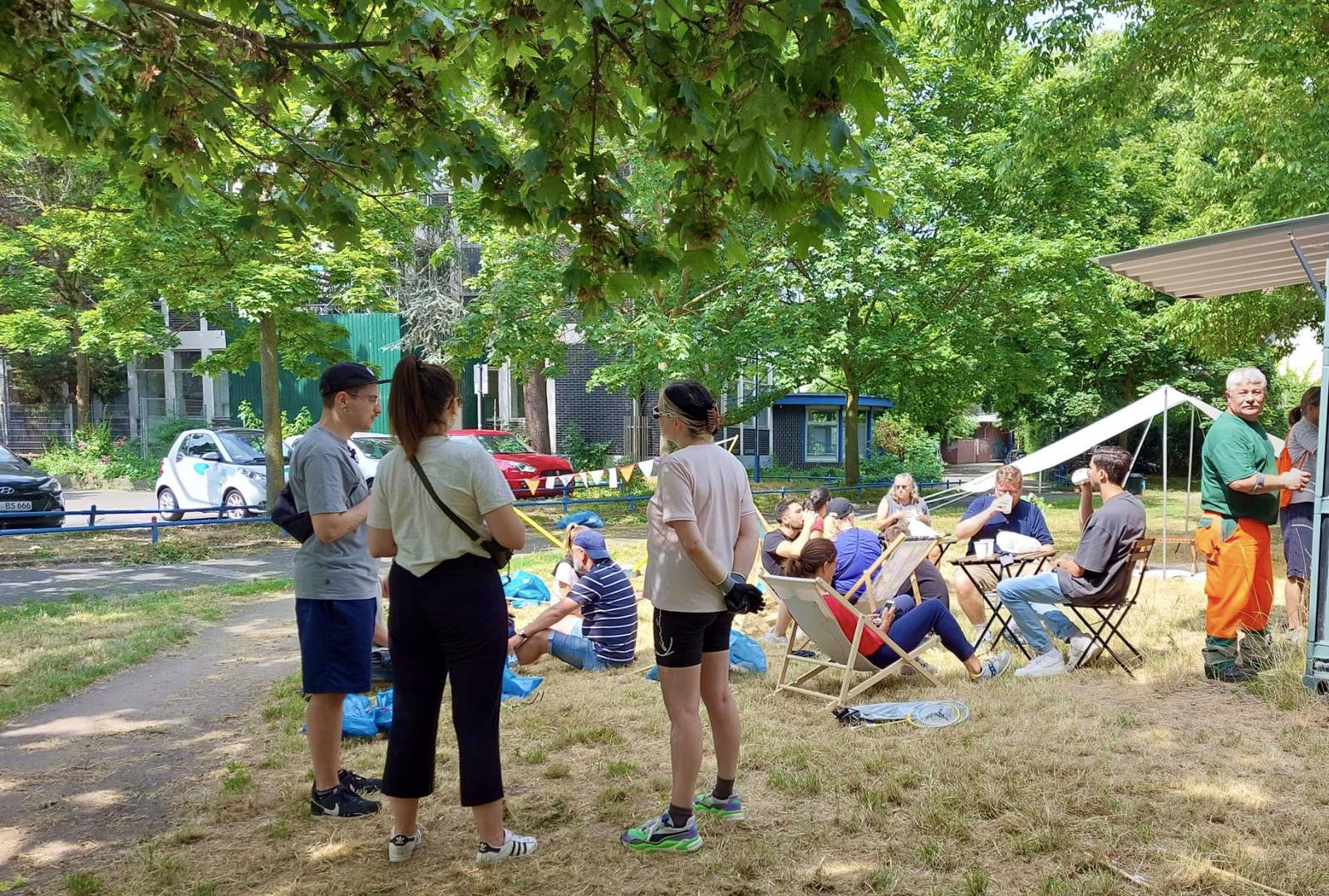 Genovevahof: Und Aktion! - Hallo Nachbar, DANKE SCHÖN! Die Initiative ...