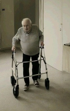 Rollator richtig nutzen - Rolator - die moderne Gehhilfe