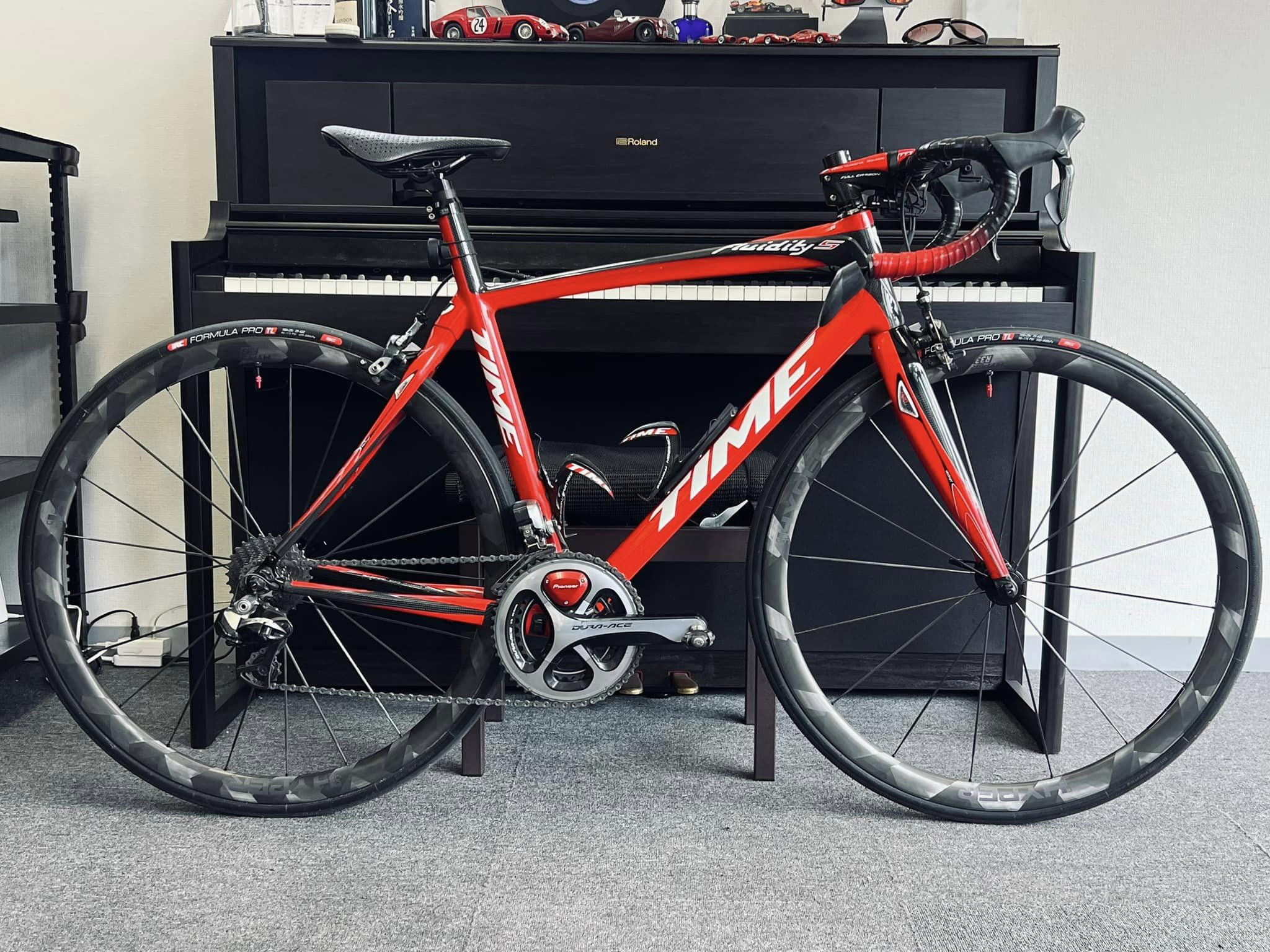 【TIME Fluidity S】Lún HYPER R33ホイールのインストール - asamifrend ページ！