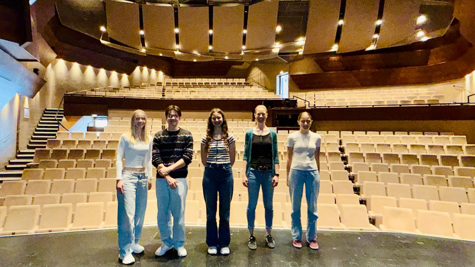 Kooperation mit der Württembergischen Landesbühne Theaterpatenschaft ...