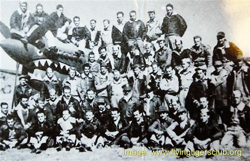 Aviostorie: Tigri nei cieli - l'epopea della Flying Tiger Line. - PSC ...